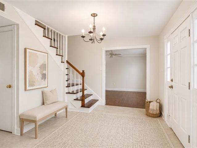 109 Avenue E, Metairie, LA 70005 | MLS #2554 | Compass