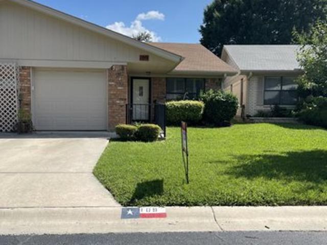 109 Azalea Dr Unit 1, Brownwood, TX 76801