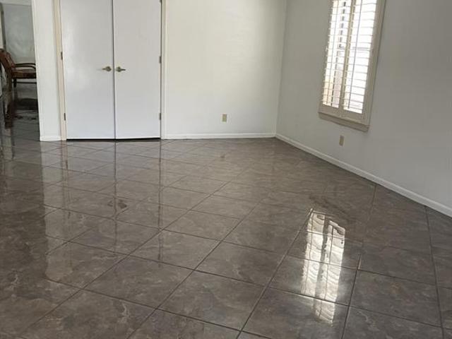 109 Azalea Drive # 1