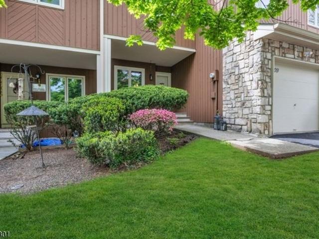 109 Bond St, Bridgewater Twp, NJ 08807