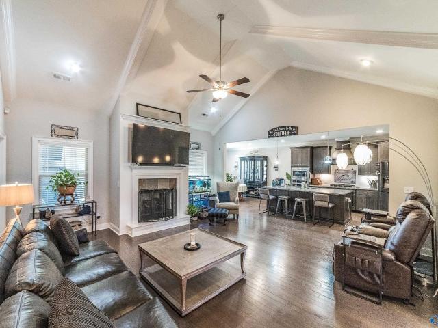 109 Bartram Way