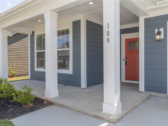 109 Beaverdam Creek Drive