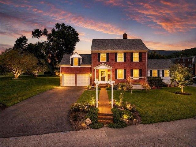 109 Bland St, Narrows, VA 24124