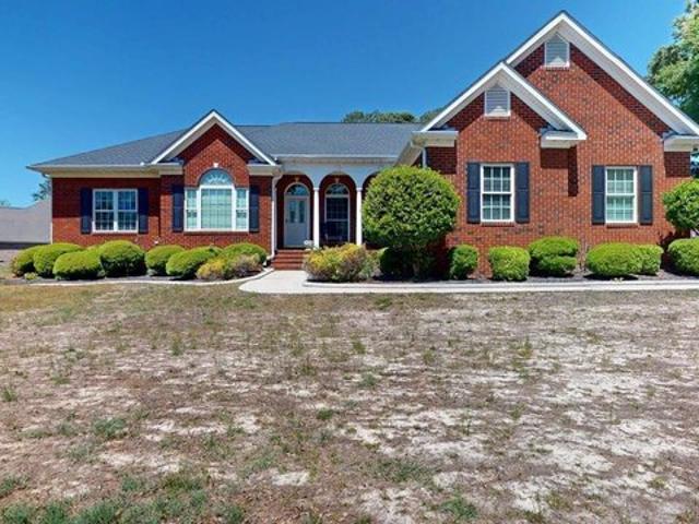 109 Brisbayne Cir, La Grange, NC 28551