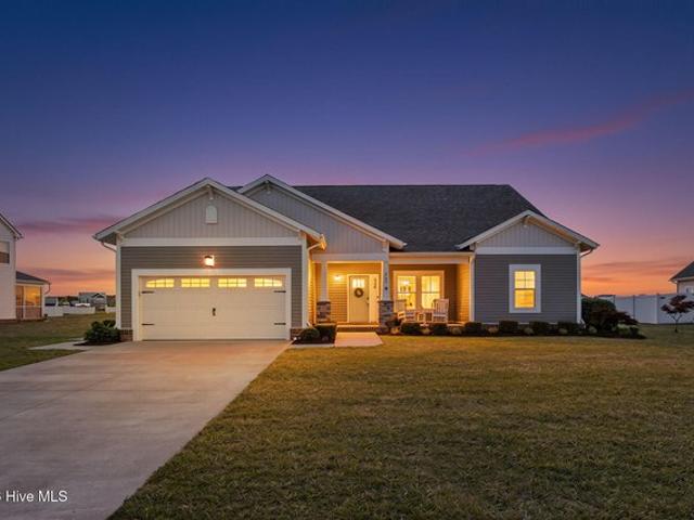 109 Gander Dr, Moyock, NC 27958