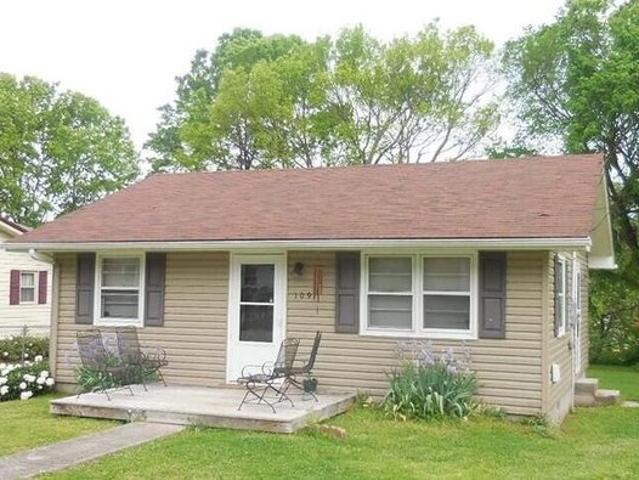 109 George St, Berea, KY 40403