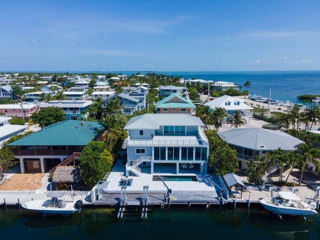 109 Giardino Dr, Plantation Key, FL 33036