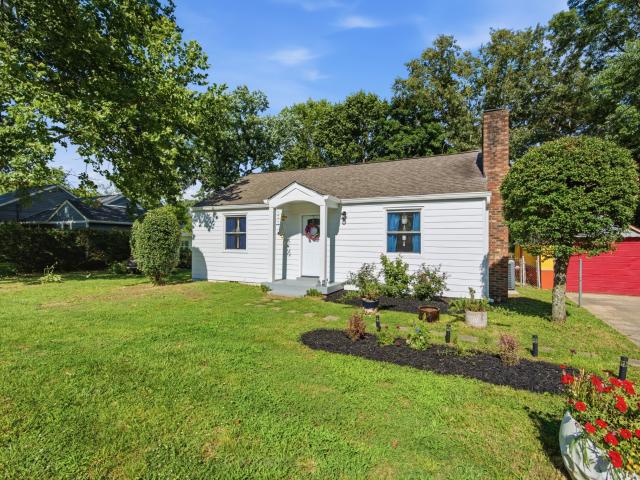 109 Gibson Dr