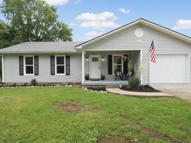 109 Grant Dr, Lawrenceburg, KY 40342