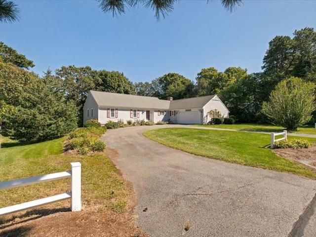 109 Greenland Cir, Dennis, MA 02660