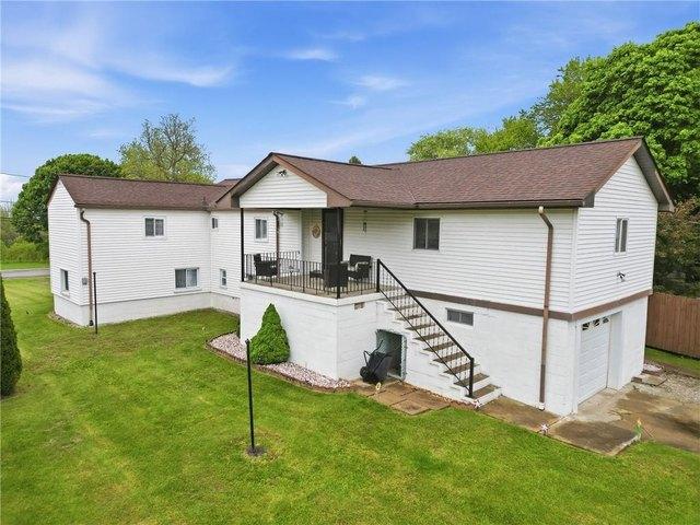 109 Gross Dr, Aliquippa, PA 15001