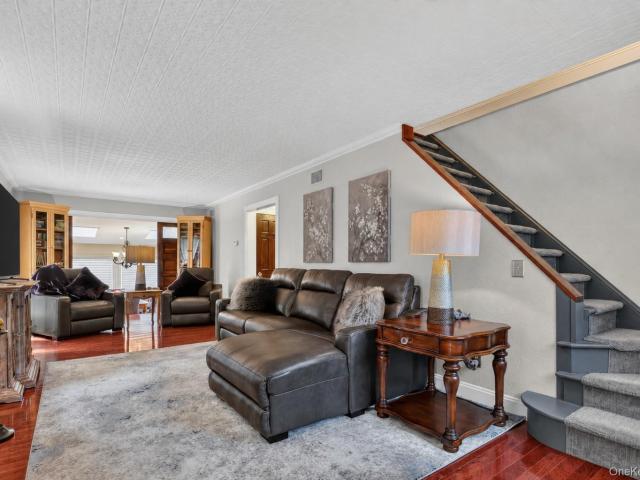 109 Doncaster Road