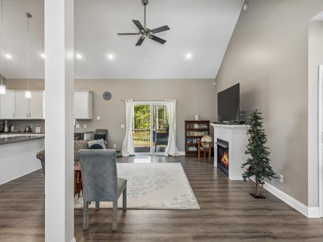 109 Duke Rd