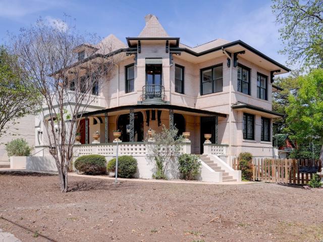 109 E Woodlawn Ave, San Antonio, TX 78212 | MLS #1941 | Compass