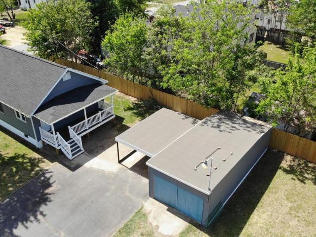 109 E Chatham Street