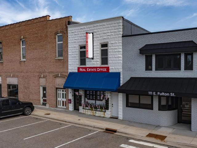 109 e fulton street