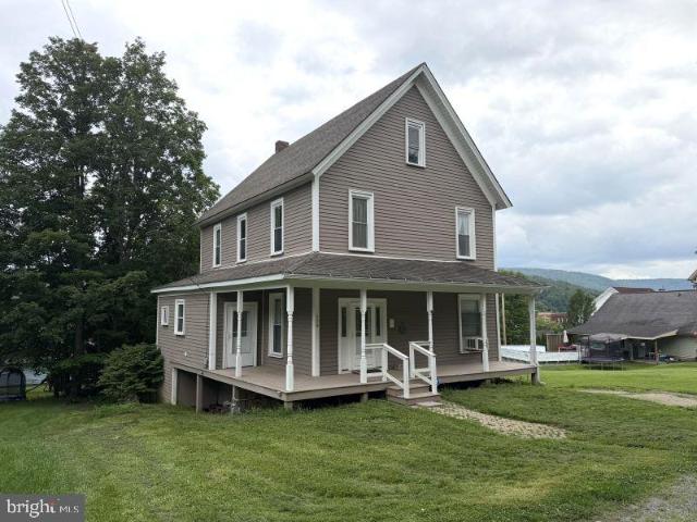 109 E King Street