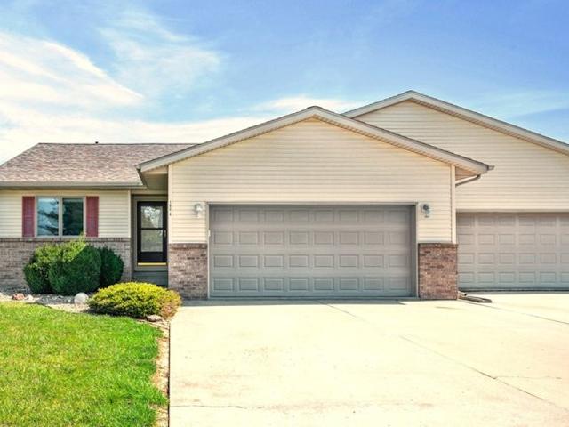 109 E Lake Ct Unit A, Atlanta, IL 61723
