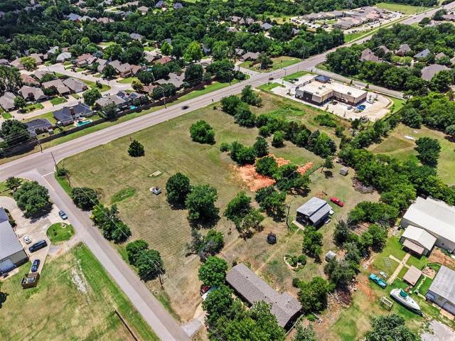 109 E Memorial Road