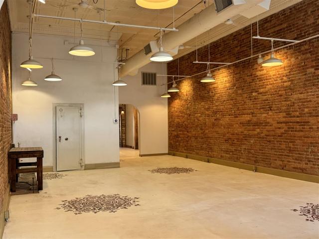 109 E Michigan Avenue