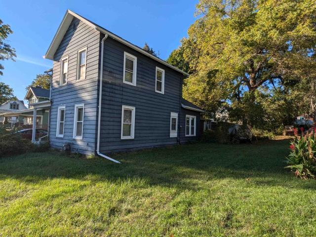 109 E Park Ave, Berlin, WI 54923 | MLS #50311 | Compass