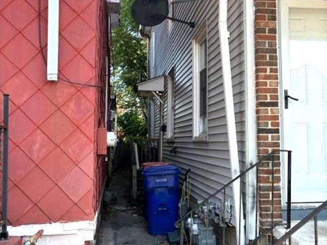 109 E Pine Street