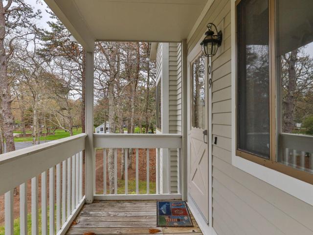 109 Eaton Lane UNIT 109