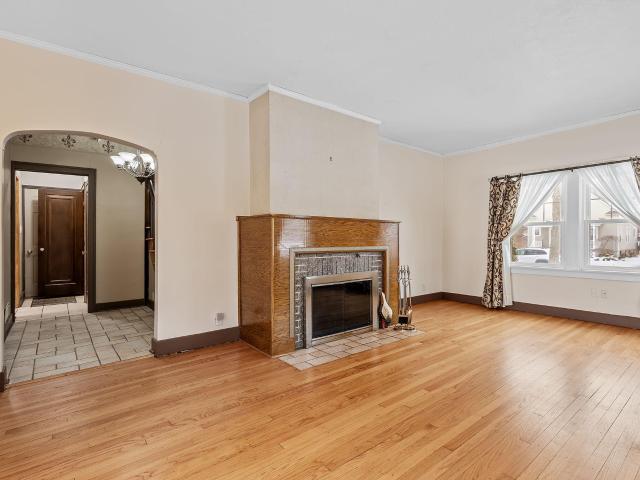 109 Elmwood Place