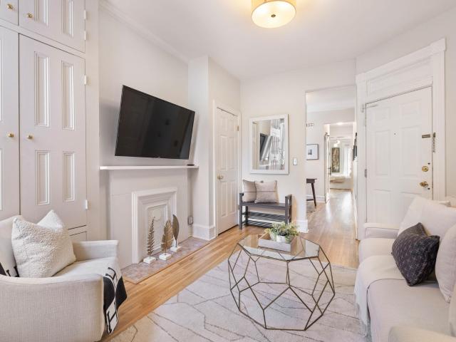 109 Erie St # 3R