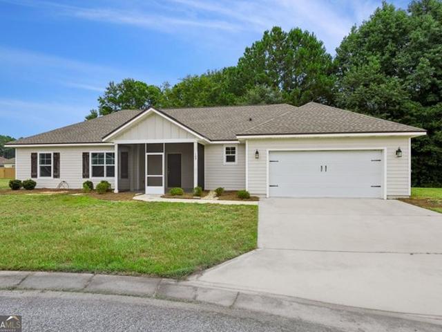 109 Eva Dr, Saint Marys, GA 31558