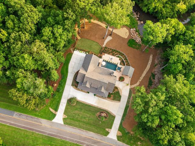 109 Forest Pointe Drive