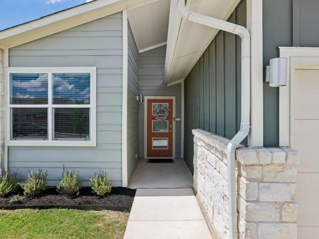 109 Filifera Ct