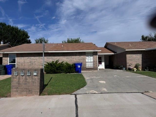 109 Kendra Dr, Midwest City, OK 73110