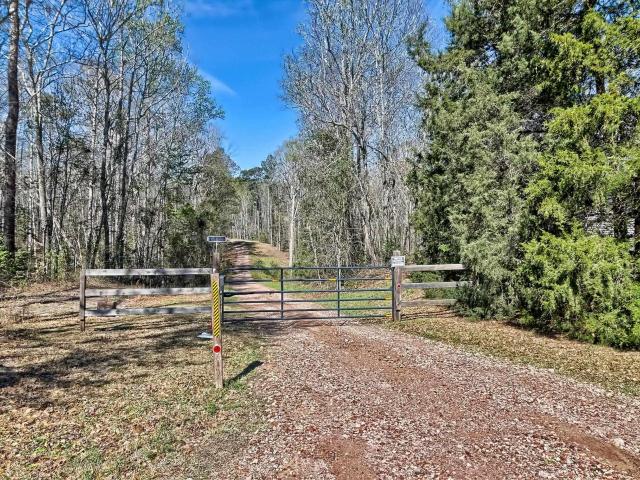 109 Hooterville Drive