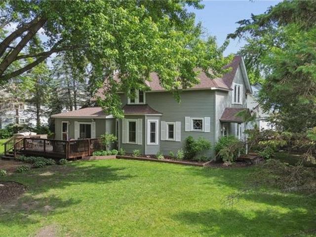 109 Hope Ave SE, Watertown, MN 55388