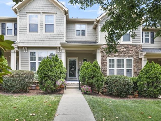 109 Haybarn Ct, Apex, NC 27502