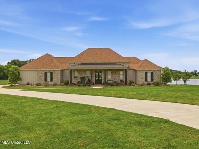109 Hannalea Pl, Flora, MS 39071