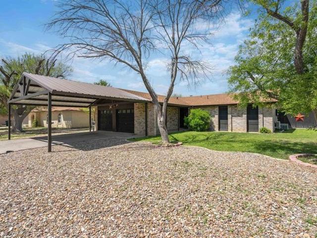 109 Hermosa Dr, Del Rio, TX 78840