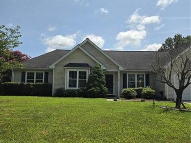 109 Hillside Ave, Suffolk, VA 23434