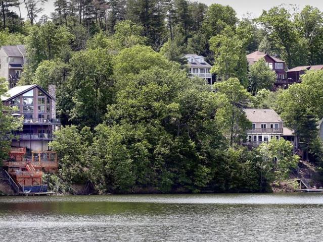 109 Hilltop Ct, Cross Junction, VA 22625 | MLS #VAFV2039 | Compass