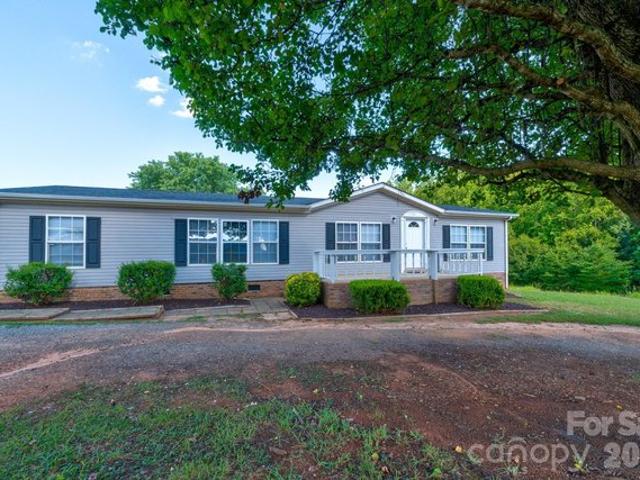 109 Indian Creek Dr, Shelby, NC 28152