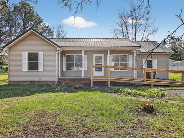 109 Illini Ct, Vienna, IL 62995