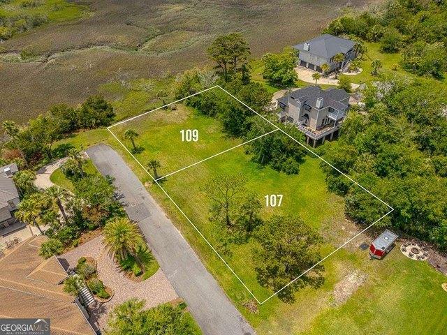 109 Julienton Island Dr, Brunswick, GA 31520