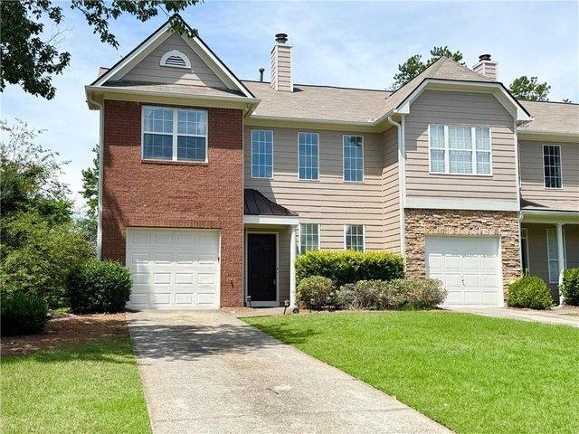 109 Oak Green Dr, Lawrenceville, GA 30044