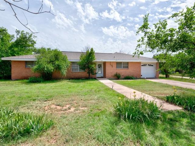 109 Old Clark Rd, Abilene, TX 79602