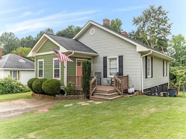 109 Lawrence St, Lyman, SC 29365