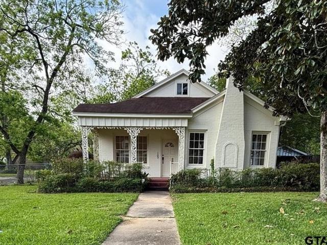 109 Lazy Ln, Crockett, TX 75835