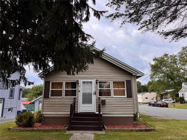 109 Lake Avenue