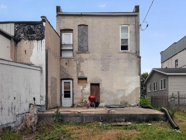 109 Lincoln Avenue