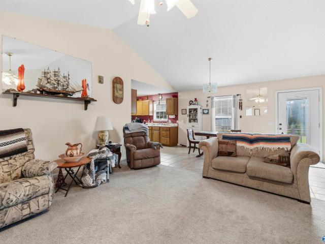 109 Lynn Circle